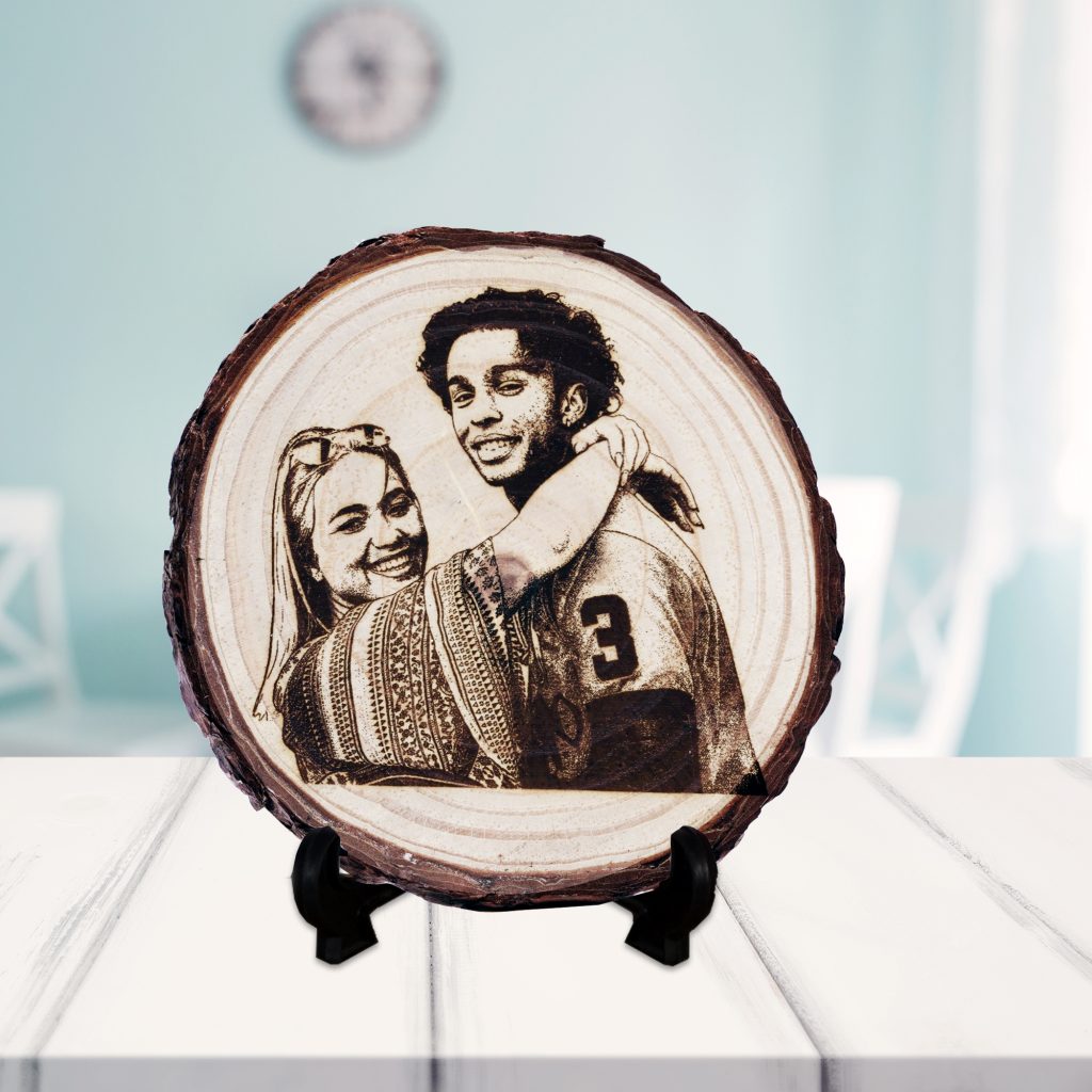 Cute Couple Engreving – Sky Gift